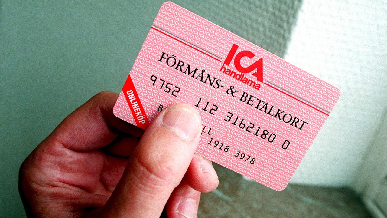 ICA Banken börjar med växlingspåslag