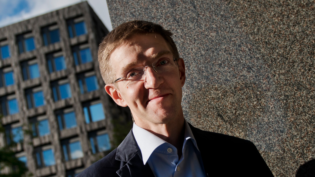 Martin Flodén: "Frågan är om det byggs rätt bostäder"