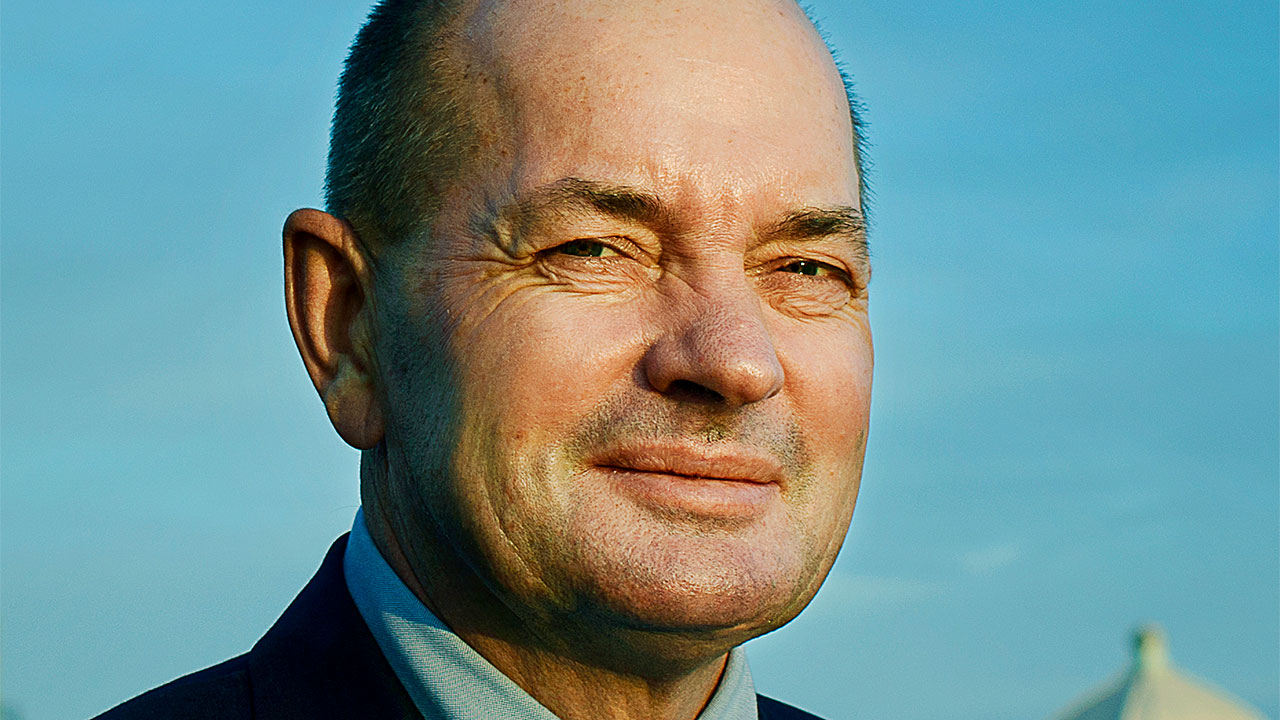 Lukas Lundin flaggar för flera försäljningar 2018