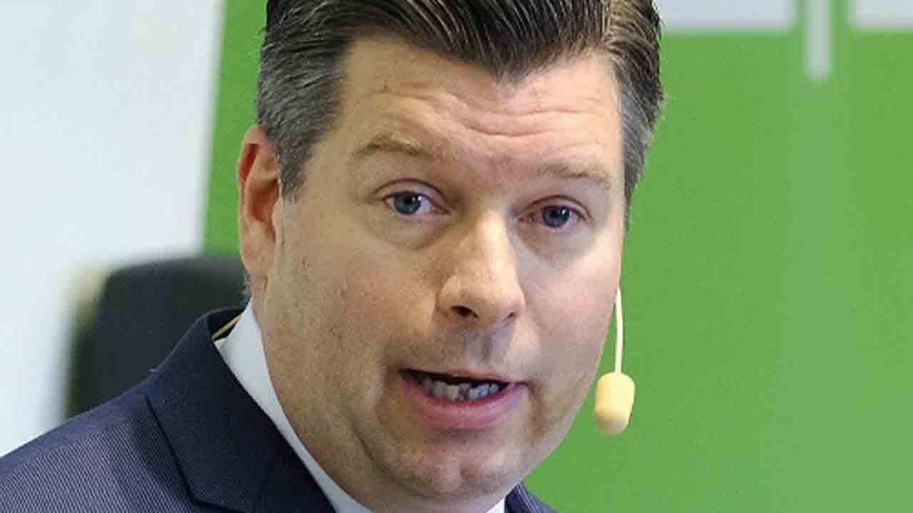 SEB;s nye vd Johan Torgeby stuvar om i ledningen