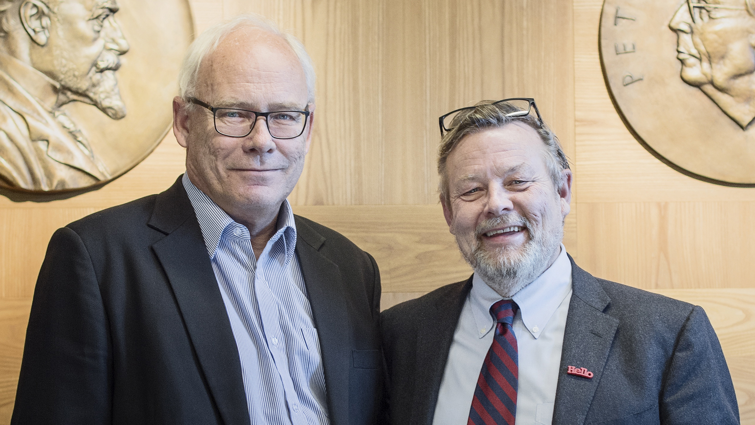 Wallenberg belönar även familjen