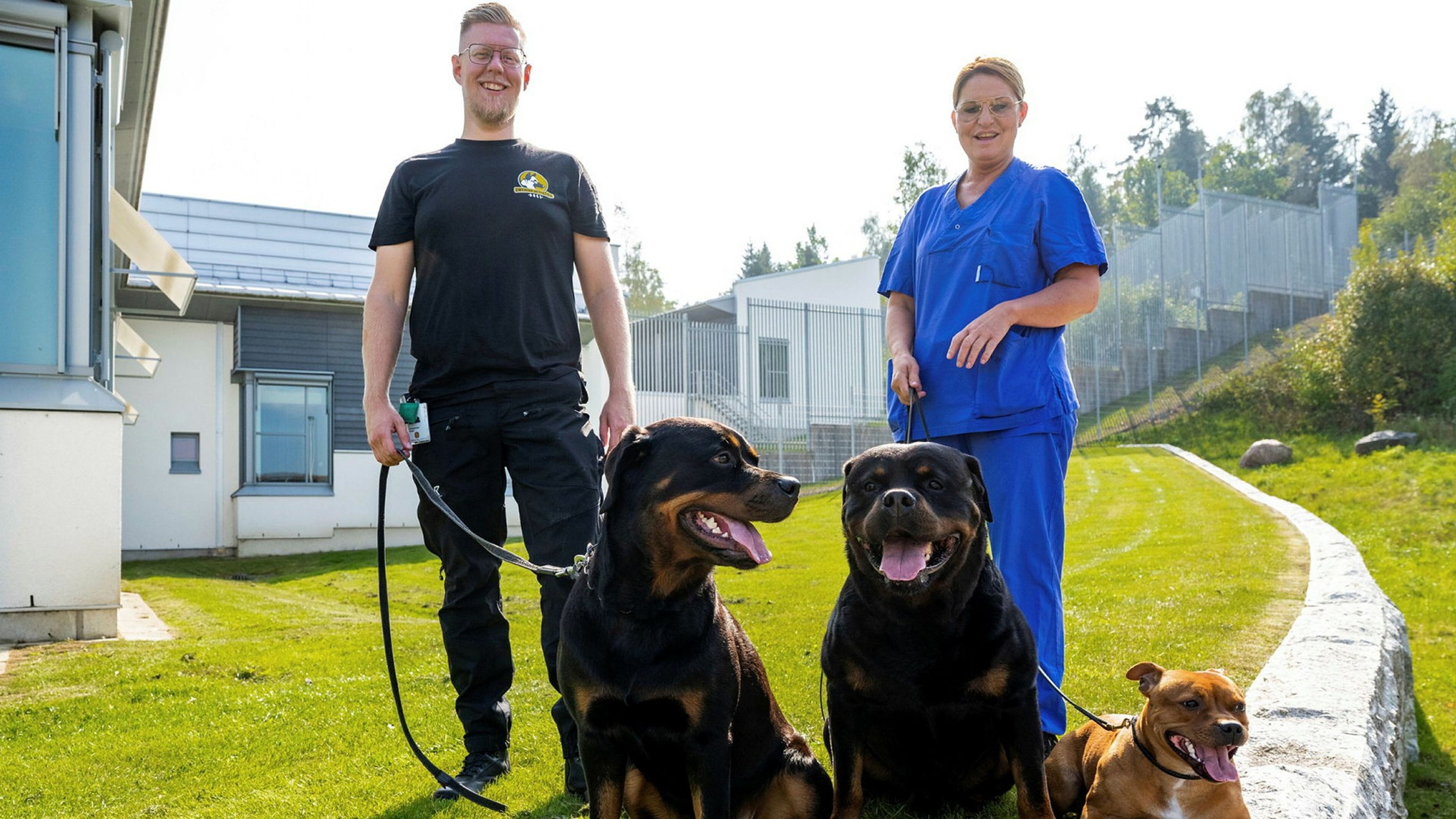 Narkotikahundar sniffar knark på rättspsyk på Sahlgrenska - Dagens Medicin