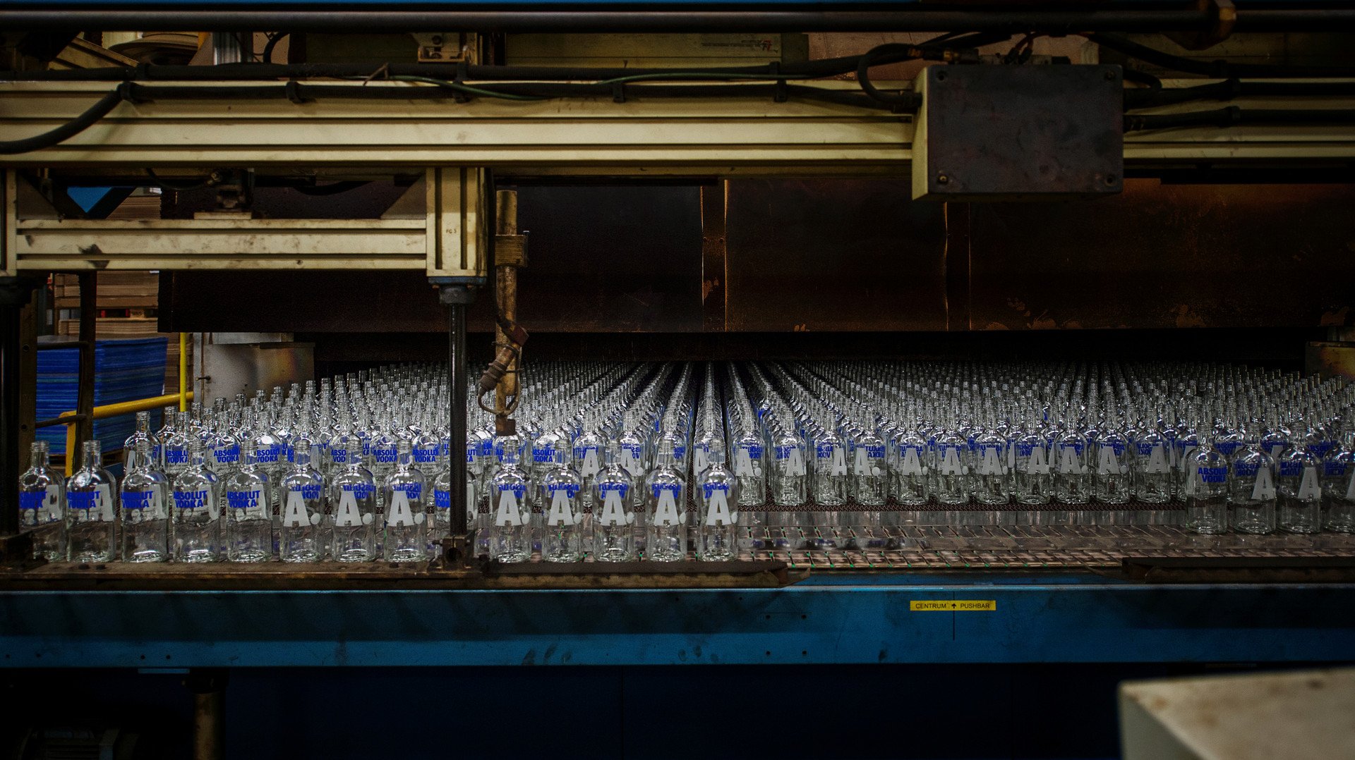 Absolut tillväxt för anrikt bruk – dryckesjättarnas flaskor kommer från ...