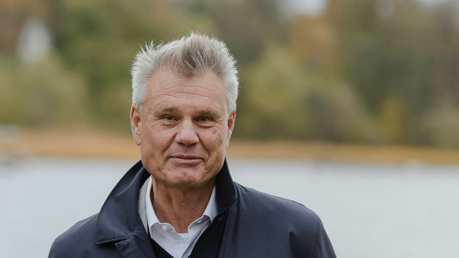 Vitrolifes vederlag till Thomas Axelsson sänker vinsten