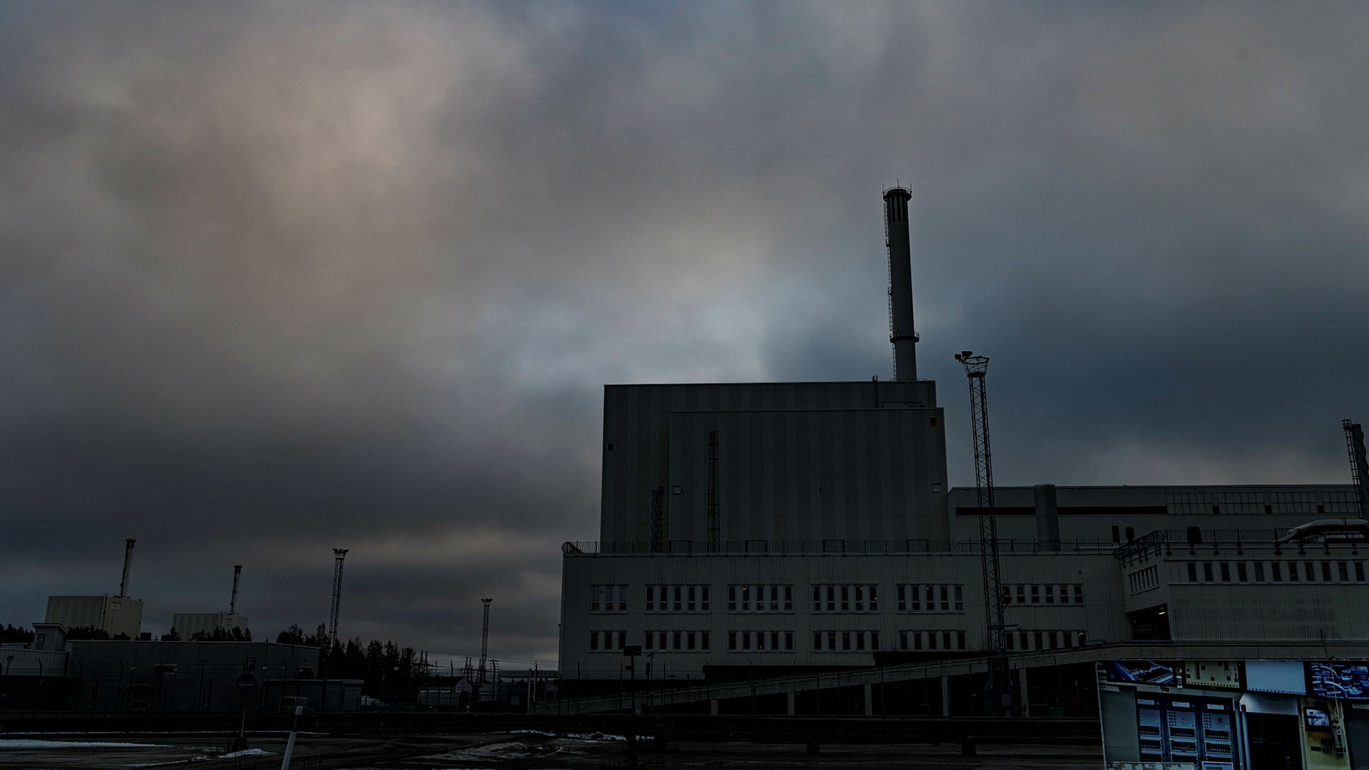 Forsmark 3 är igång igen