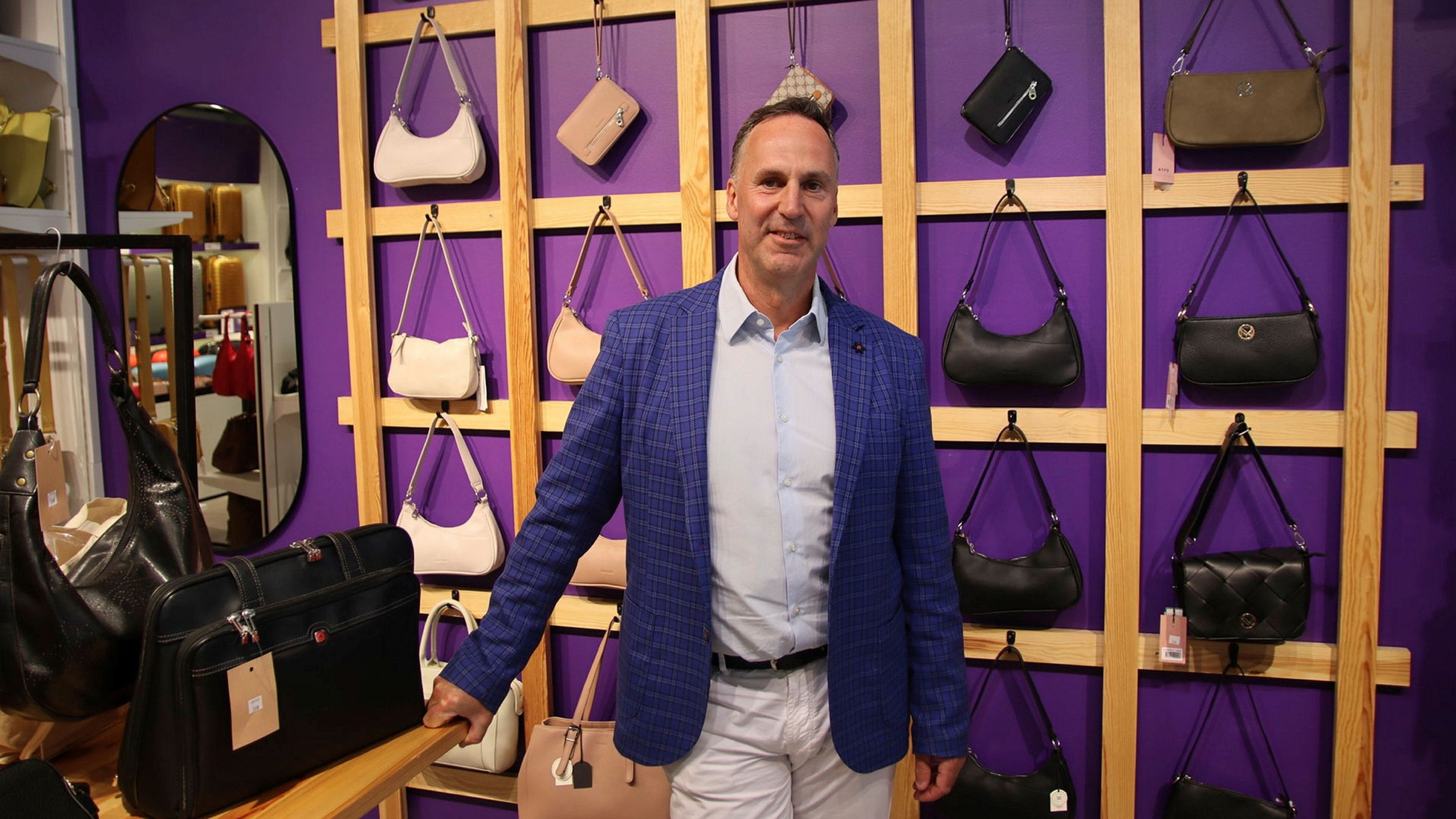 Rizzo gör förändringar i koncernledningen för att spara in - Market