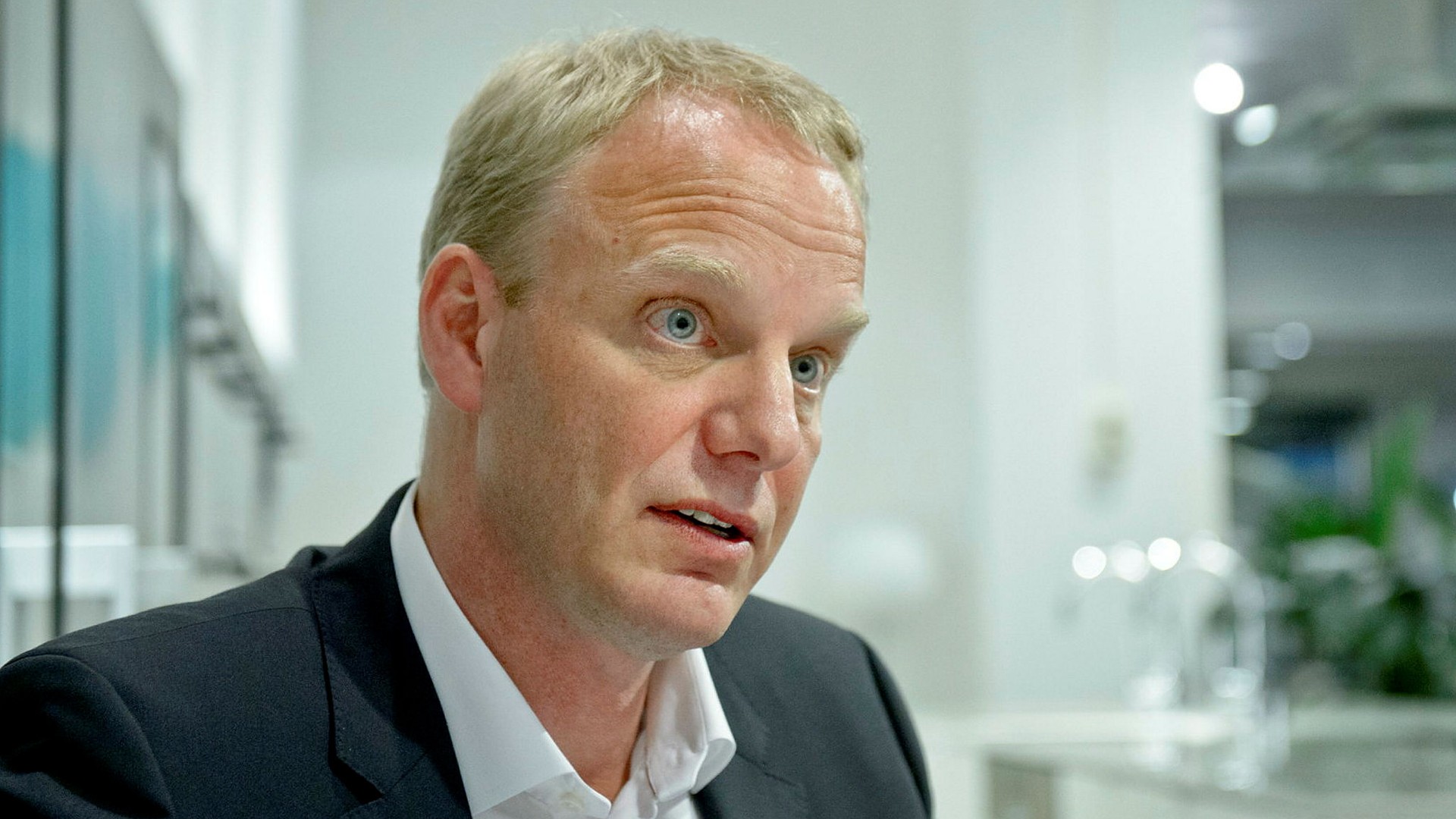 Electrolux avbryter aktieåterköp i förtid