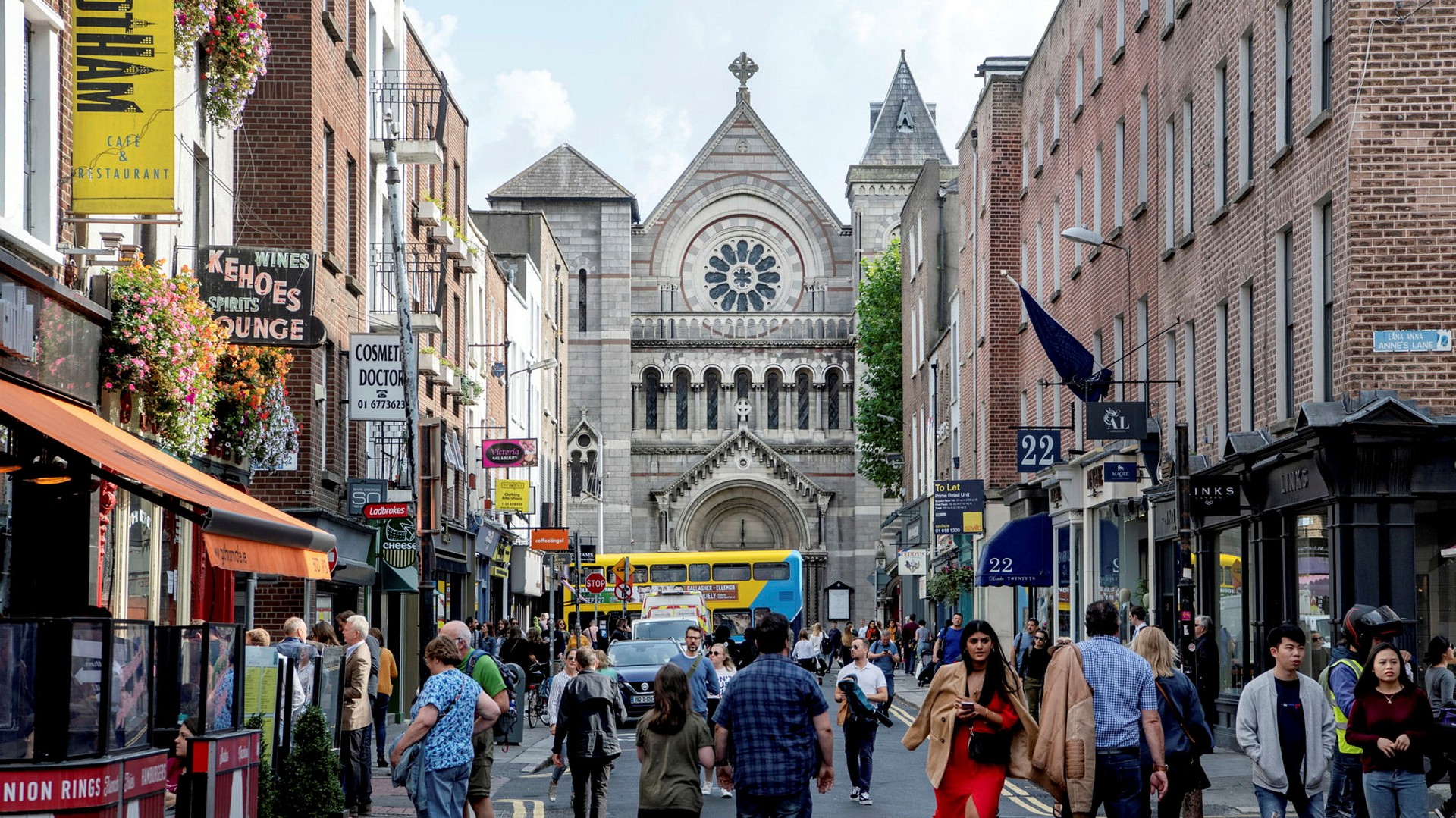 Svensk ambassad öppnar på Irland