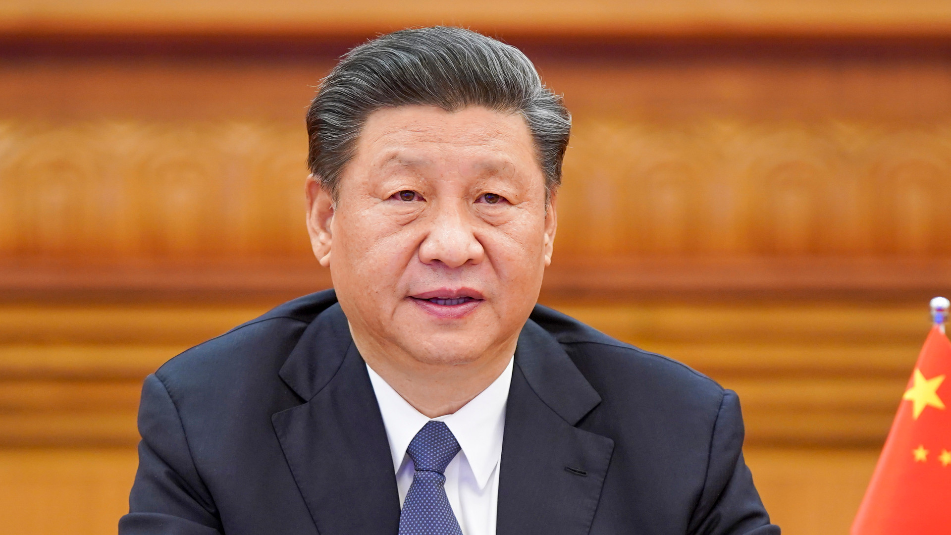 Dubbla budskap inför Kinas årliga folkkongress