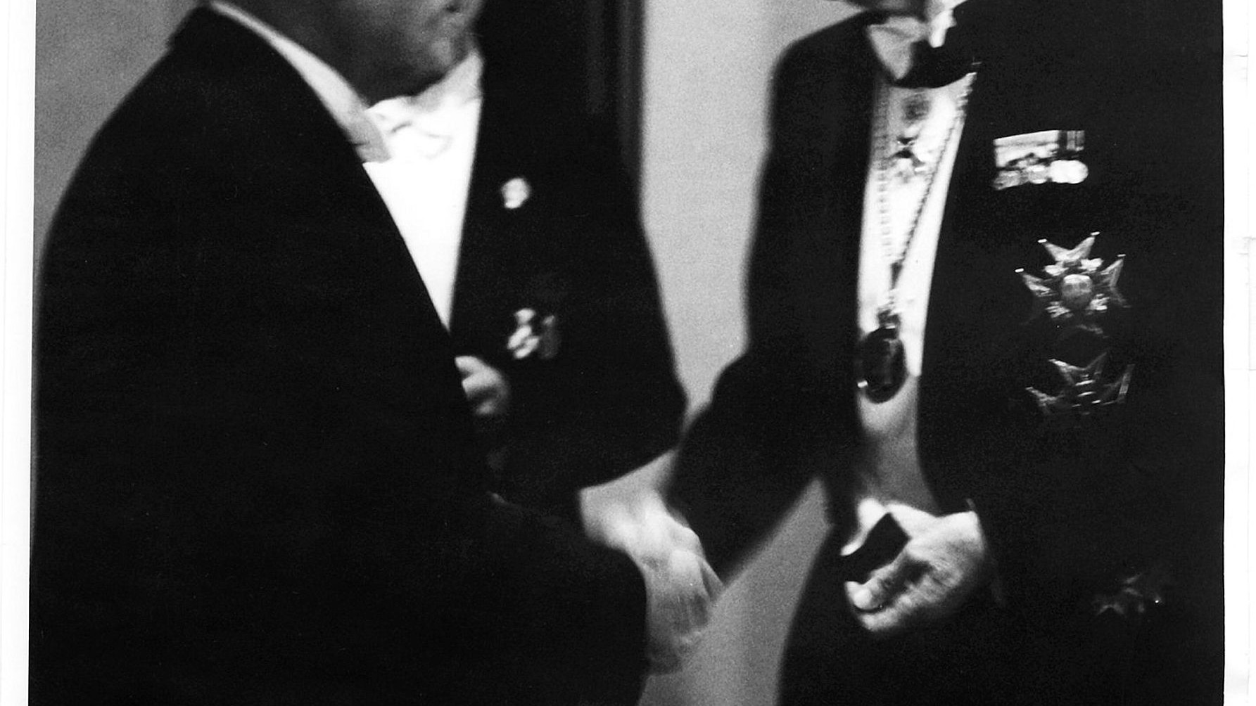 Kändiskonst för miljoner på Hallands auktionsverk