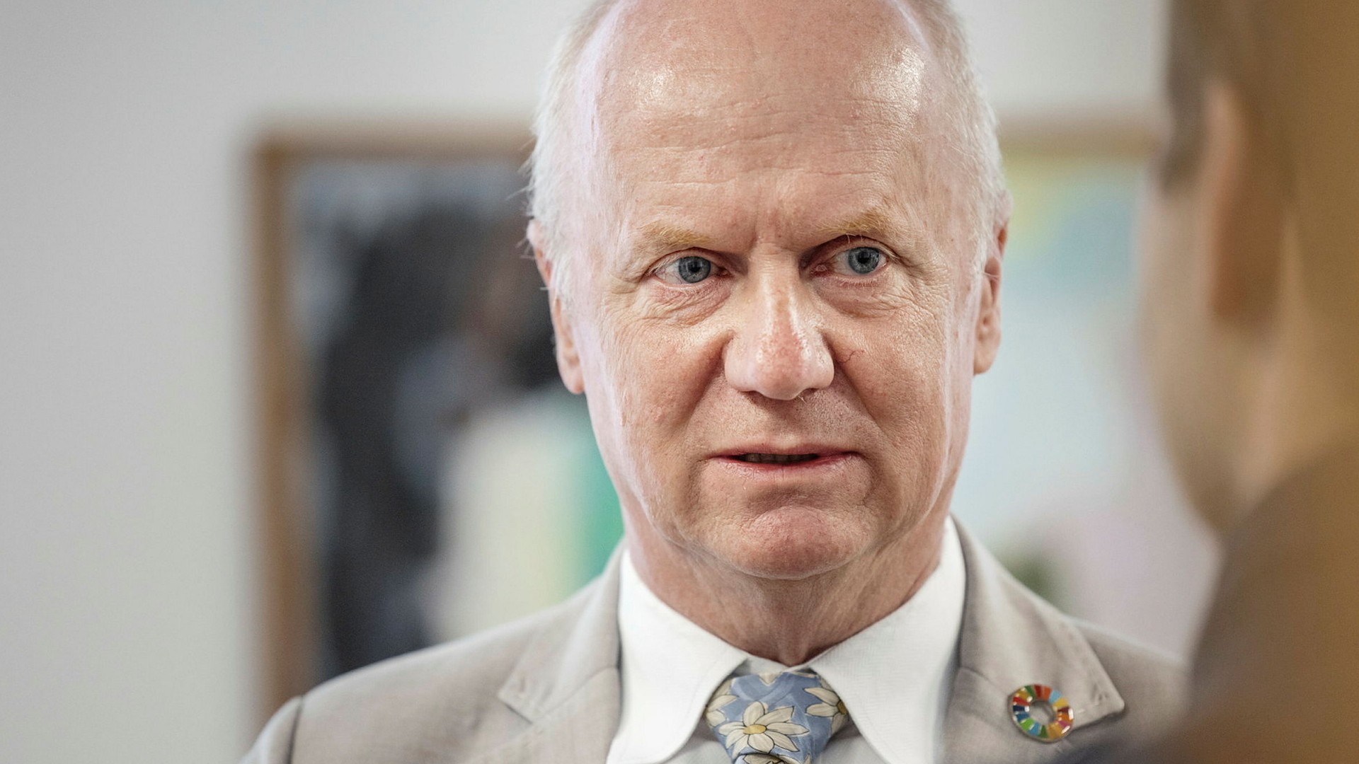 Daniel Barr vill pressa fondbolagen