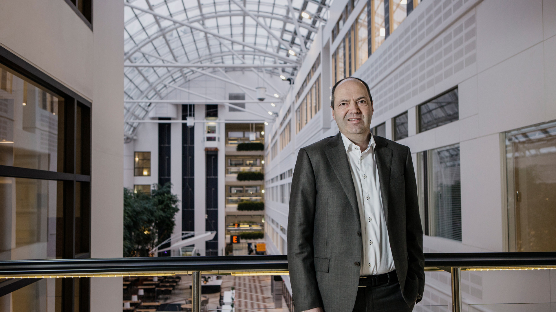 Martin Lindqvist känner inte att H2 Green Steel hotar SSAB:s ställning