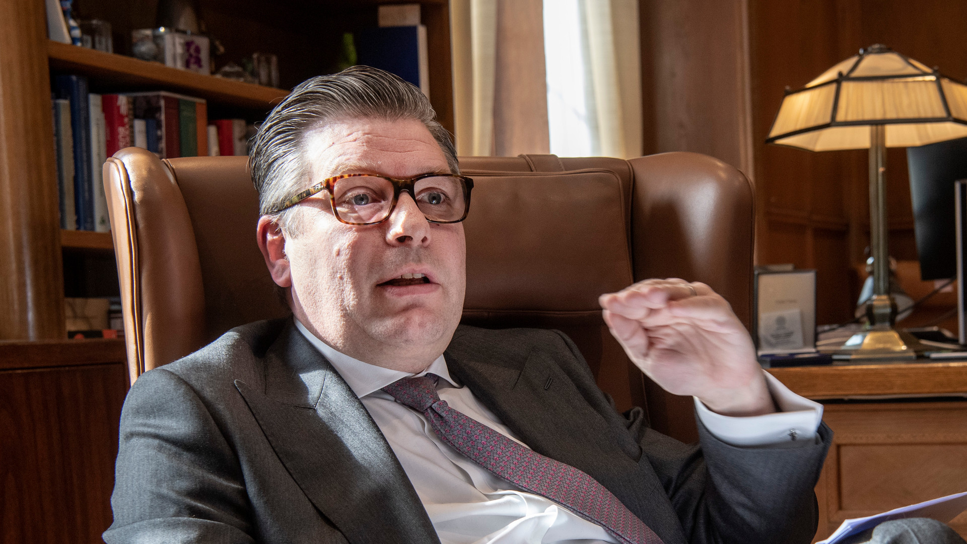 SEB:s vd håller inte med FI – accepterar ändå miljardböter