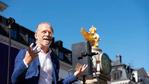 Helldén varnar för ny regering – ”skruva tillbaka klockan 20 år” Helldén varnar för ny regering – ”skruva tillbaka klockan 20 år”