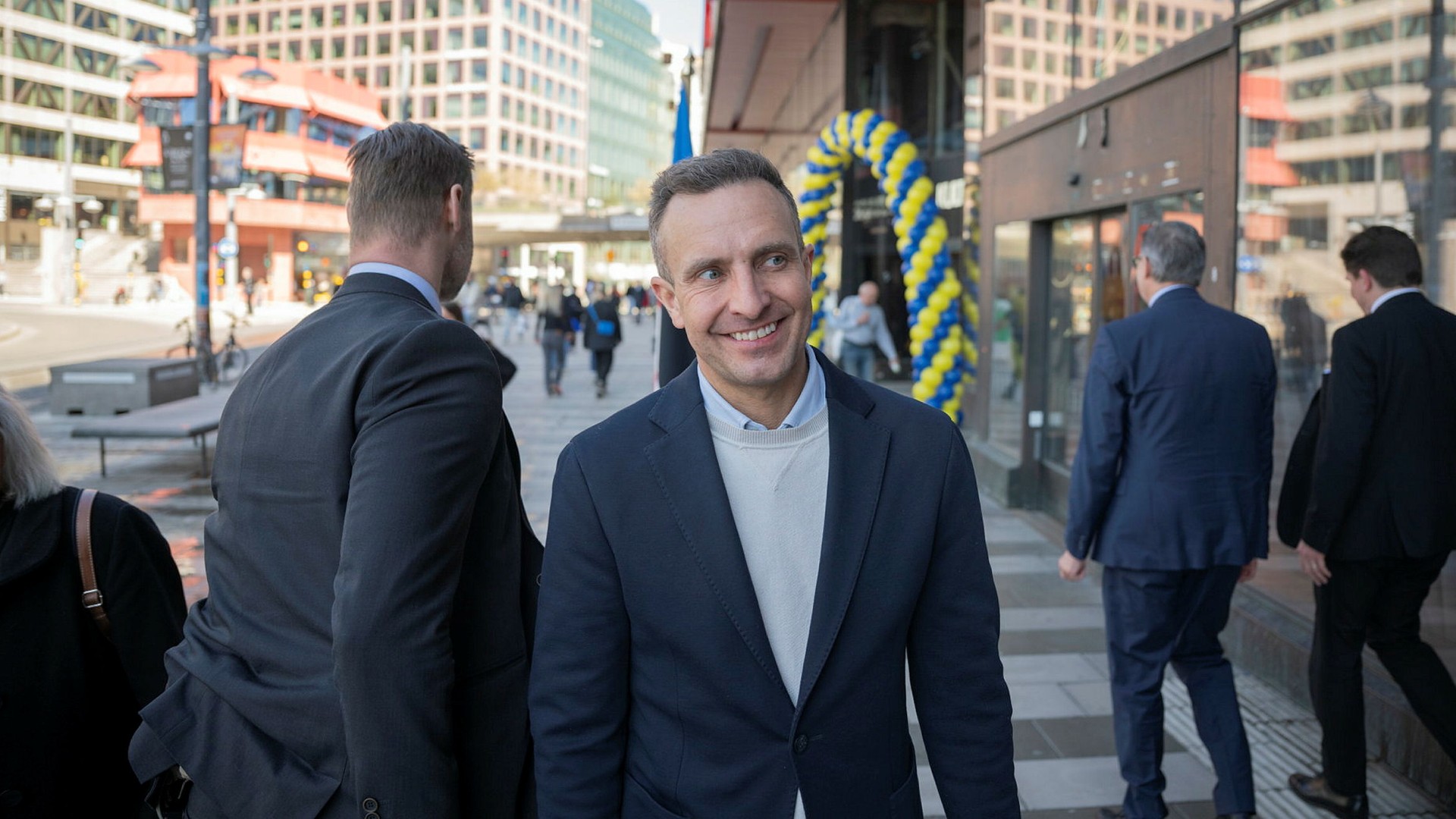 Tomas Tobé (M) inför EU-valet: Stoppa företagarfientliga lagar