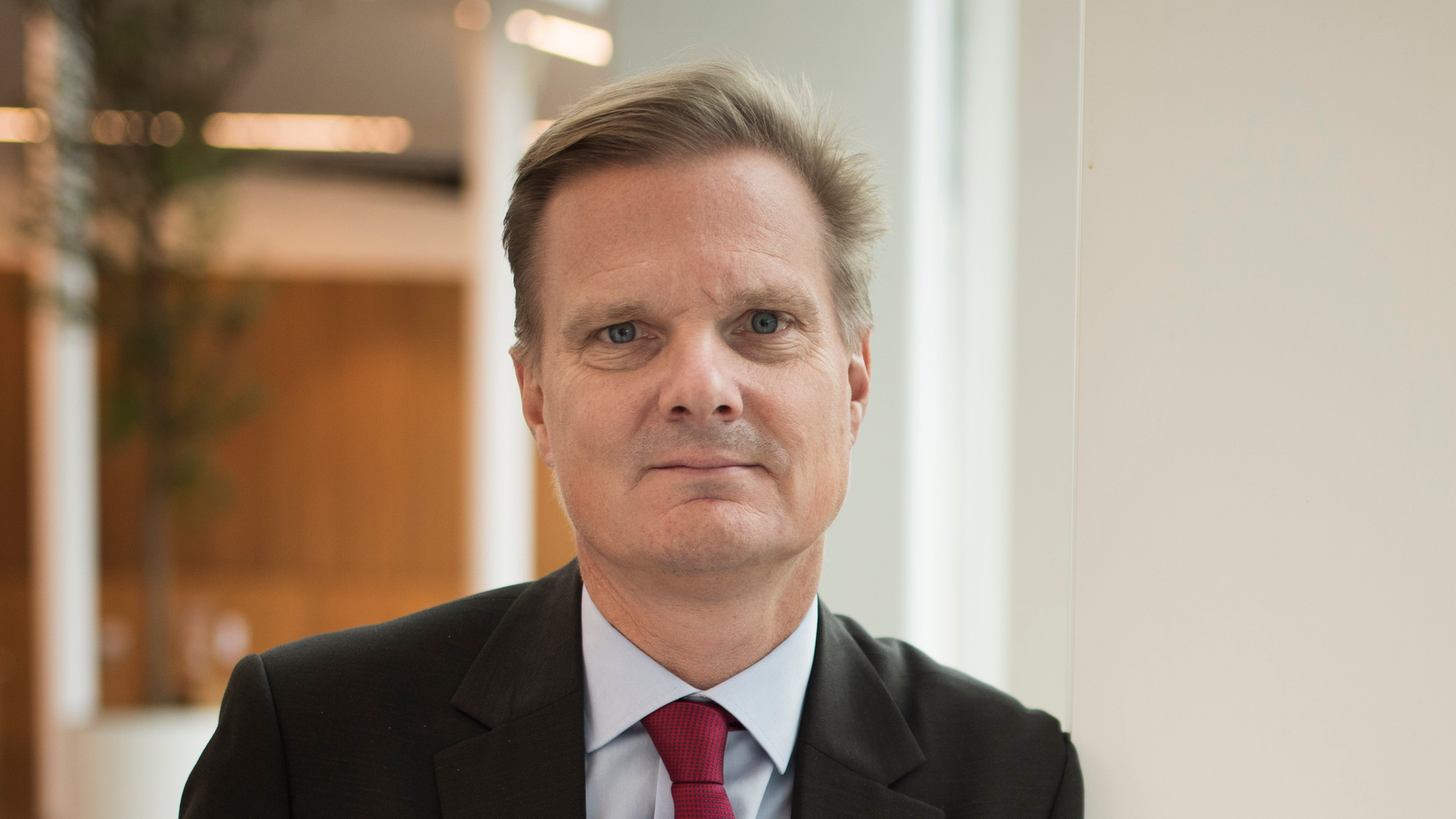 Jens Henriksson petar affärsområdeschef i Swedbank