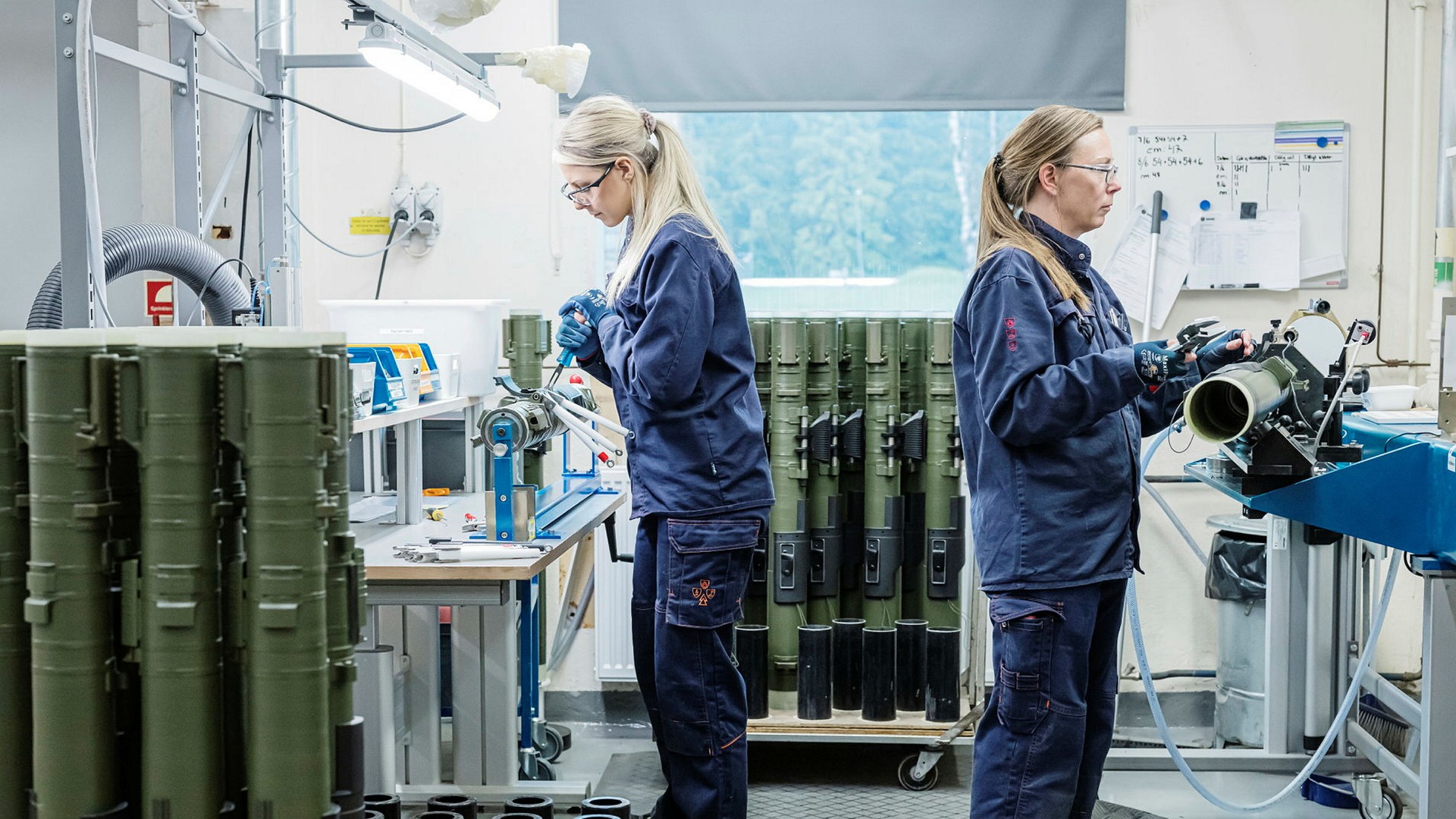 Unik inblick i Saab Dynamics i Karlskoga: ”Måste nyanställa”