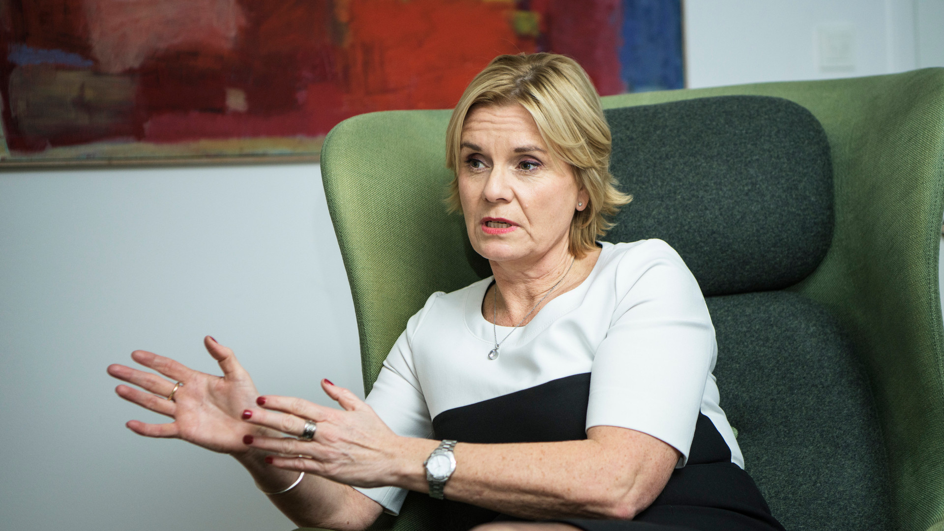 Analytikerna oeniga efter Swecos rapportsmäll