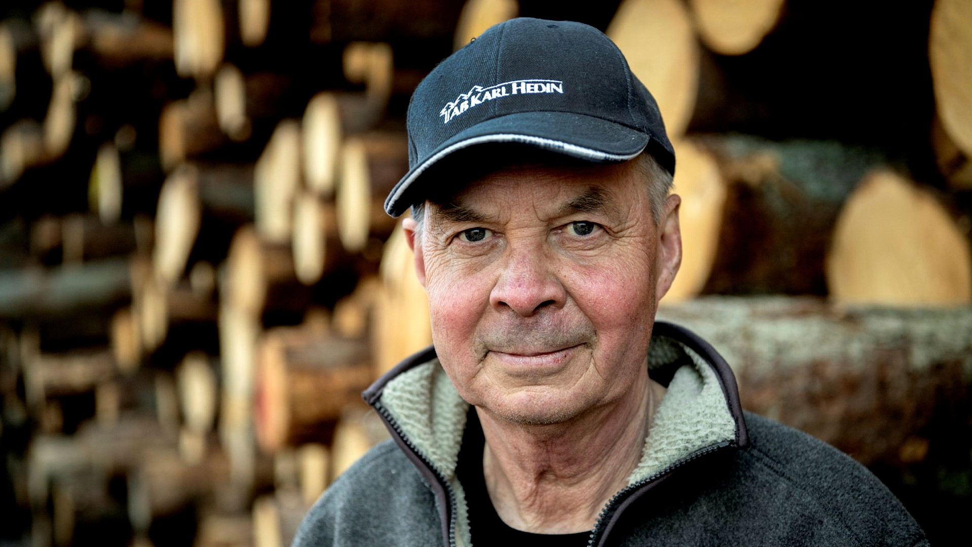 Miljardären Karl Hedin kräver miljonbelopp från staten