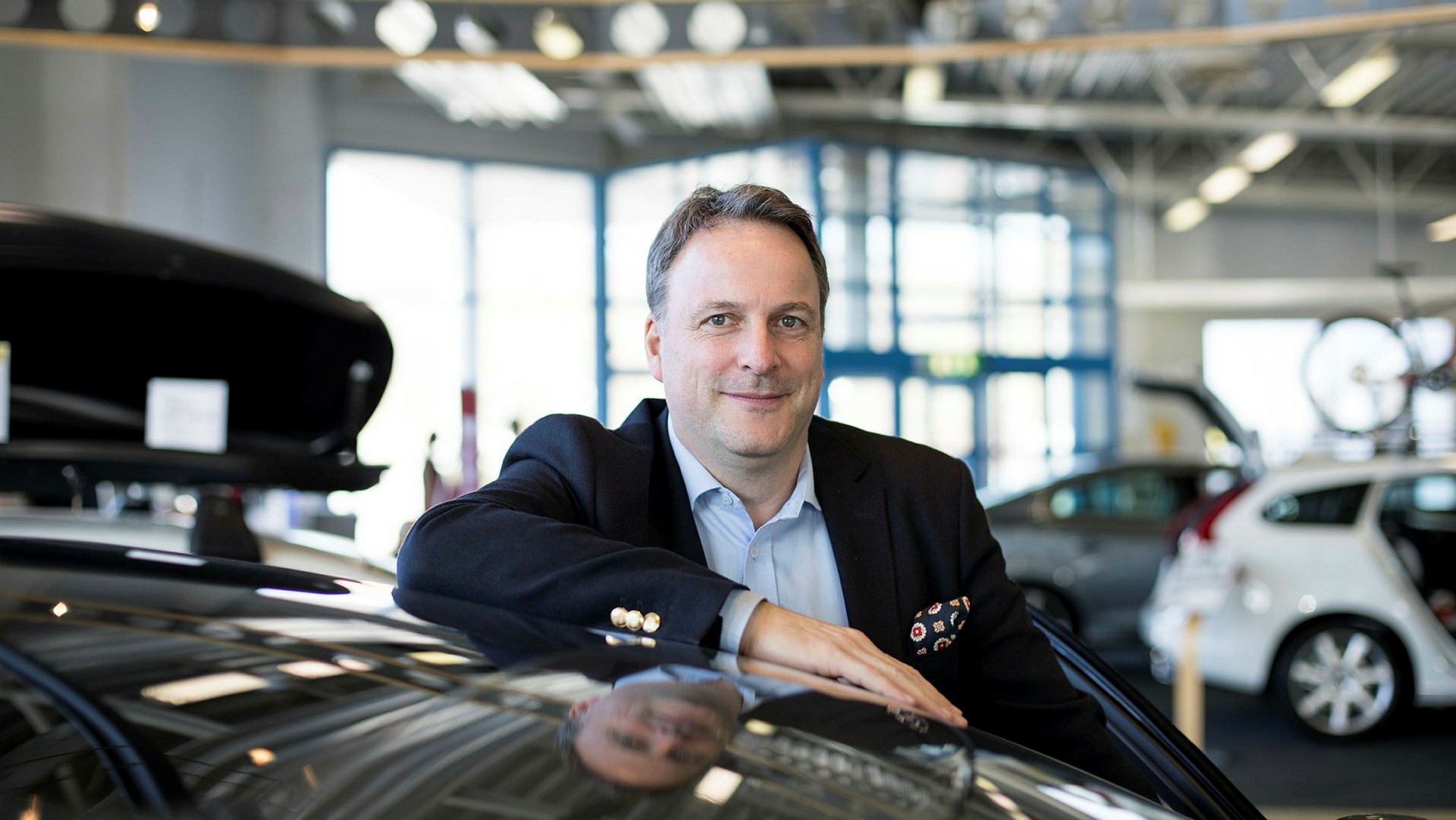 Volvo Cars får fortsatt dåliga betyg från Volvohandlarna
