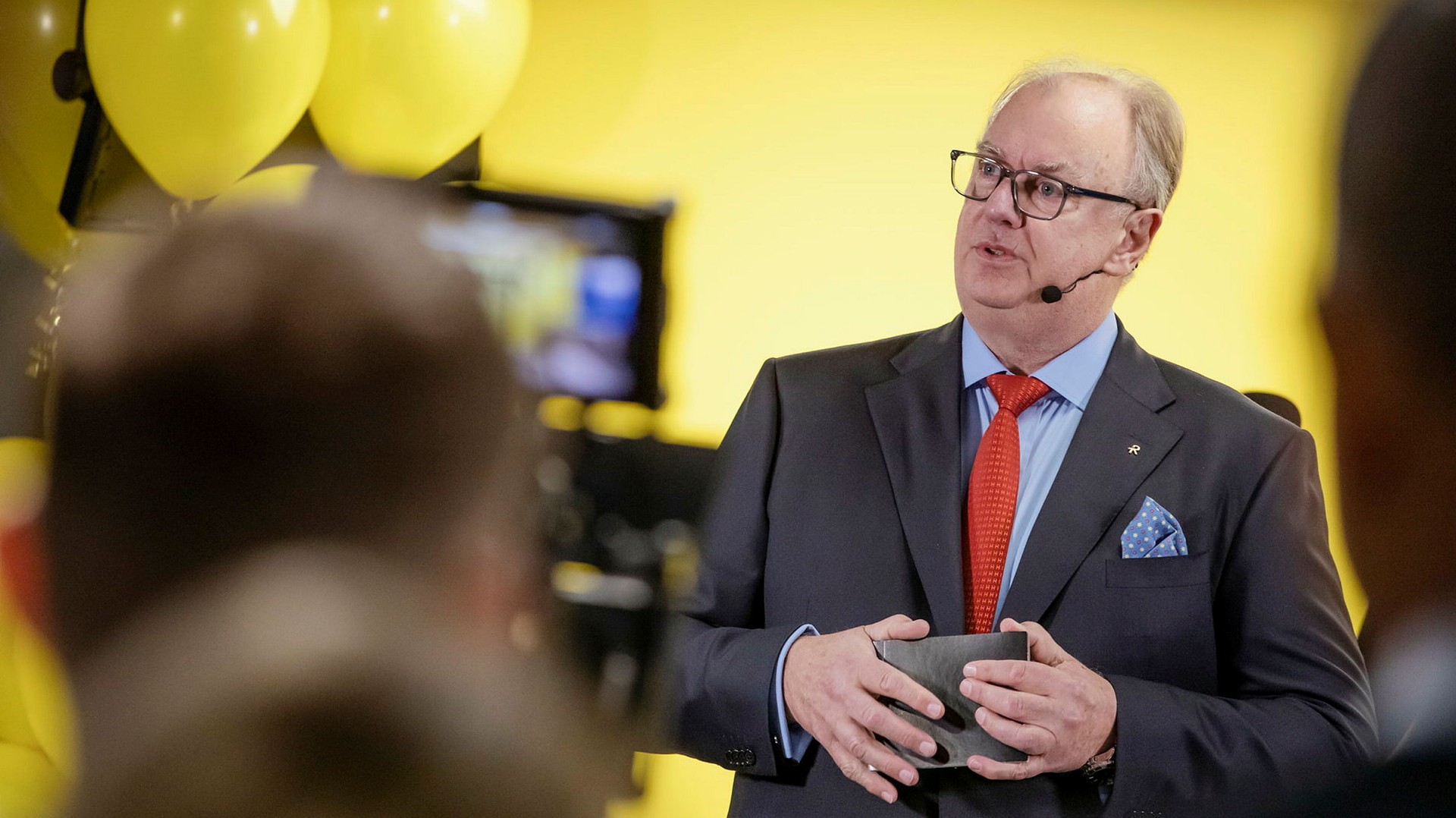 Grundarfamiljerna gör miljardklipp på Rustas börsdebut